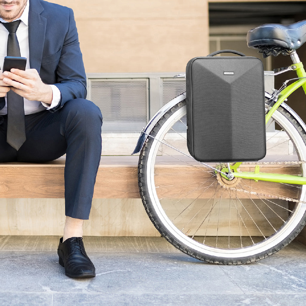 Shad Bikes - Urban bags for city bikers